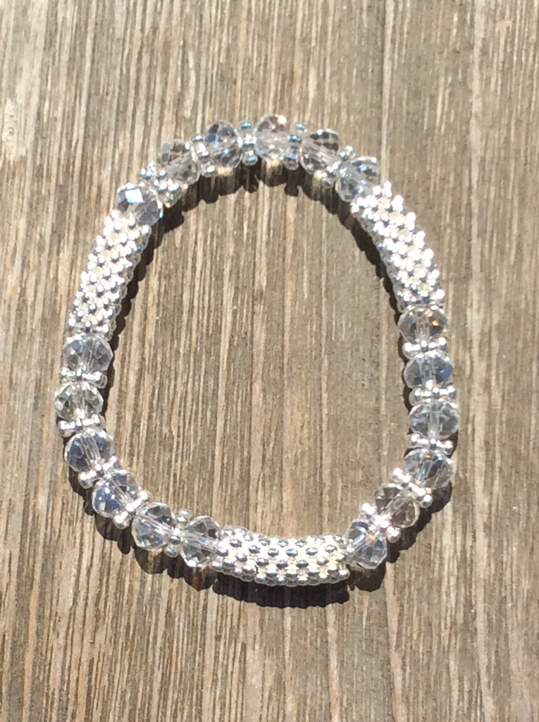 Clear & Silver Stretch Bracelet – MAC Jewelry